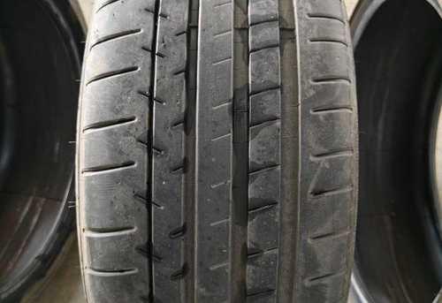 Michelin Pilot Super Sport 225/40 R18