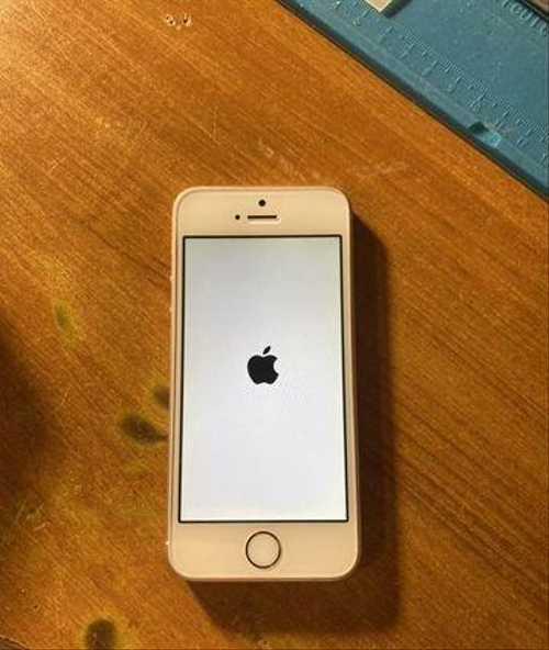 iPhone SE 64gb Rose Gold рст