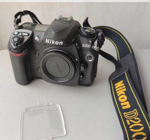 Nikon D200 body в идеале (пробег 15 т)