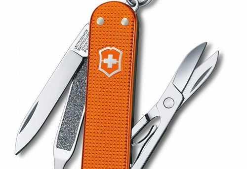 Victorinox 0.6221.L21 Classic Alox Limited Edition