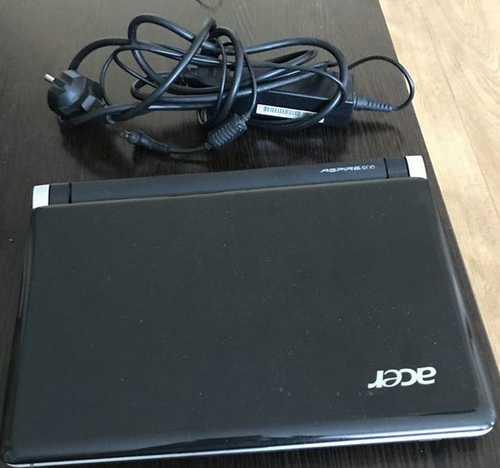 Продаю ноутбук Acer Aspire One D250