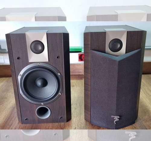 Французские Focal Chorus 705V