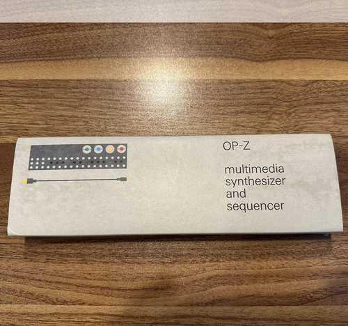 Синтезатор Teenage Engineering OP-Z