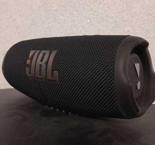 Колонка jbl charge 5 бу