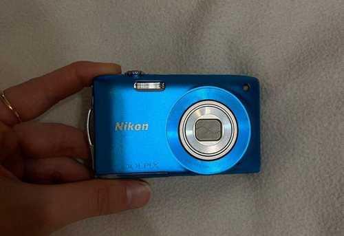 Компактный фотоаппарат Nikon Coolpix s3200