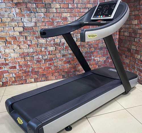 Беговая дорожка Technogym Run Now LED