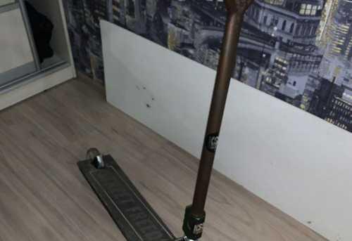 Трюковой самокат