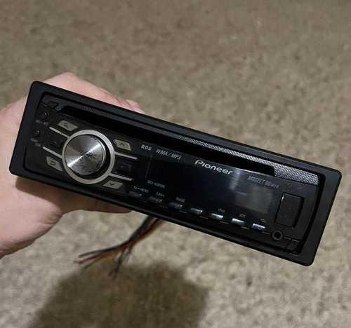 Автомагнитола pioneer CD. MP3.AUX.USB