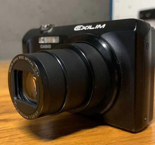 Фотоаппарат casio exilim ex h30.Новый