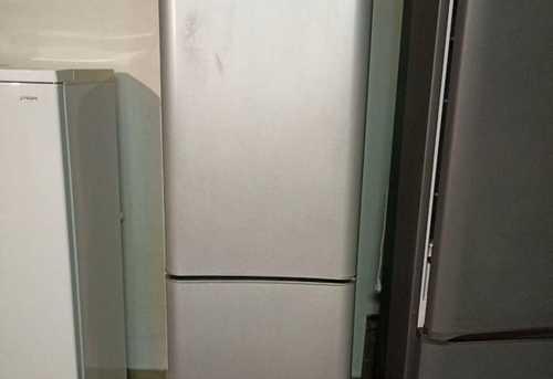 Холодильник indesit серый