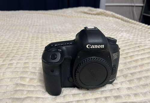 Зеркальный фотоаппарат Canon 5d mark 3