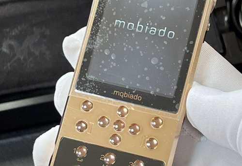 Mobiado Classic 712GCB