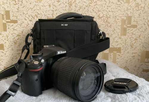 Nikon d 5200 AF-S nikkor 18-105 mm 1:3.5-5.6G ED