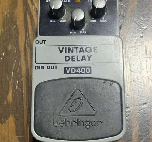 Гитарная педаль behringer vintage delay VD400