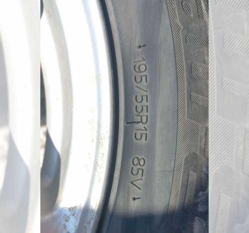 Laufenn S Fit EQ 195/55 R15 85V