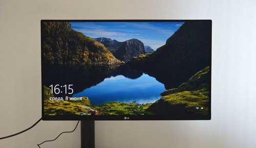 Монитор LG 27QN880-B черный