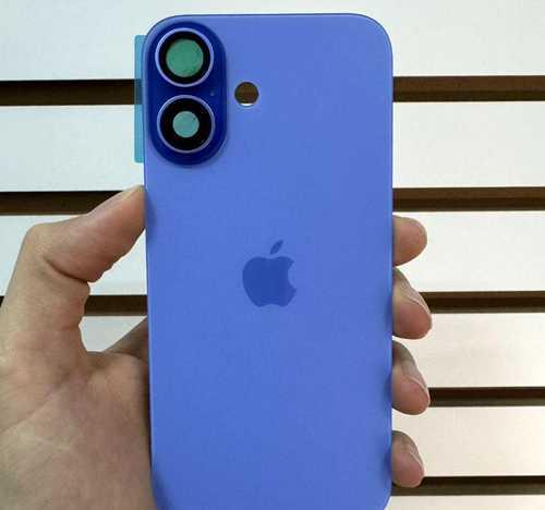 Задняя крышка iPhone 16 Ultramarine