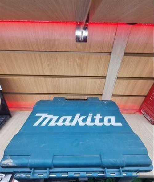 Перфоратор Makita HR1840