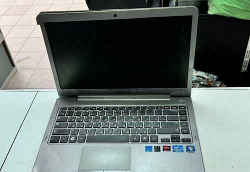 На запчасти ноутбук Samsung 530U Core i3