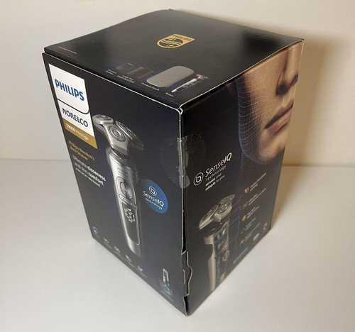 Philips Norelco S9000 Prestige SP9841/84