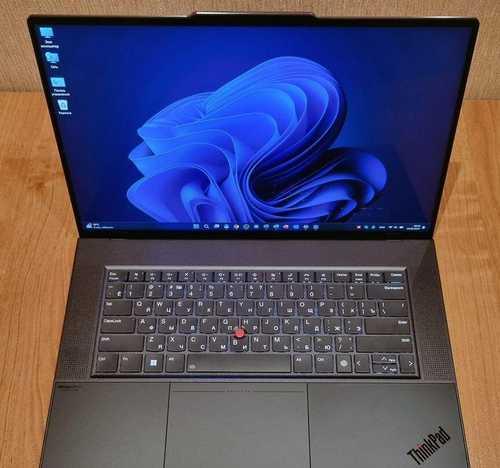 Lenovo ThinkPad Z16 Ryzen 7PRO 6850H / Radeon 680М