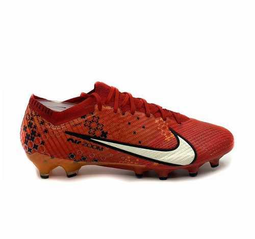 Футбольные бутсы Nike Mercurial