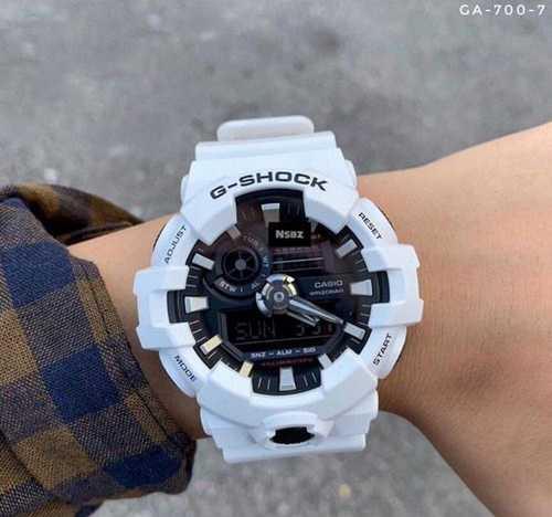 Мужские часы Casio G-Shock casio GA-700-7A