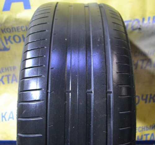 Pirelli P Zero PZ4 285/45 R21