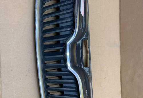 Решетка радиатора Skoda Rapid 1