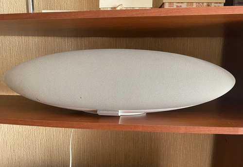 Колонка Bowers wilkins zeppelin