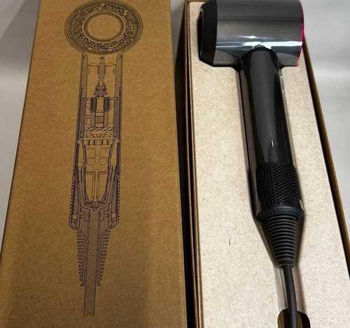 Фен Dyson (5 насадок, провод 2 метра)
