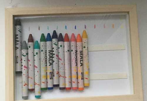 Восковые карандаши в рамке икеа