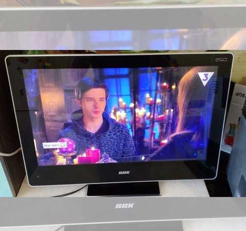 23" Телевизор BBK LED2452fdtg, full HD, черный