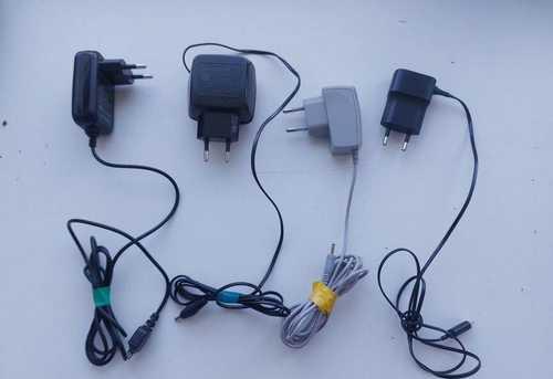 Зарядки и провода от старых телефонов