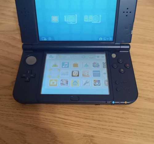 Игровая приставка New Nintendo 3DS XL