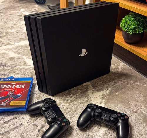 Sony PS4 PRO 1tb   2 геймпада, тихая