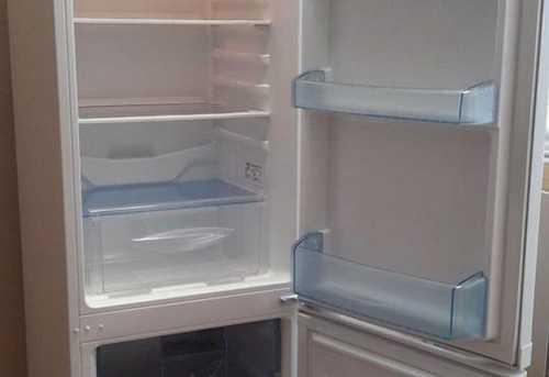 Холодильник бу в нерабочем состоянии