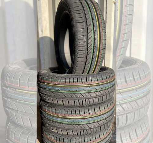 Viatti Strada Asimmetrico V-130 195/50 R15 82V