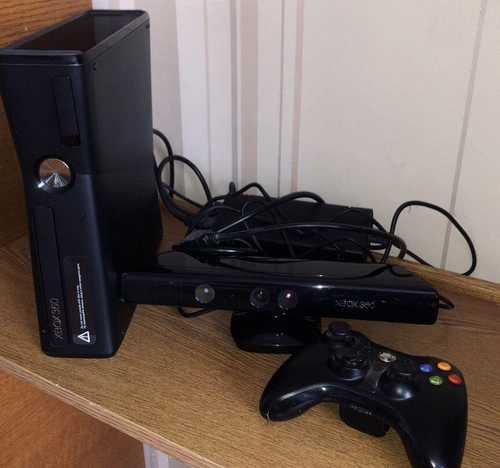 Xbox 360 s console