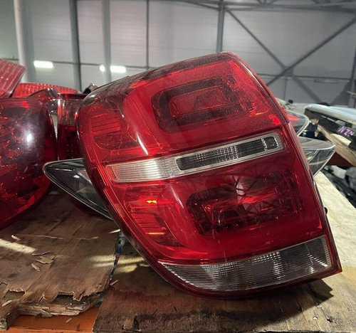 Фонарь задний левый Chevrolet Captiva C140