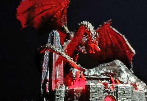 Дракон на горящем замке с подсветкой