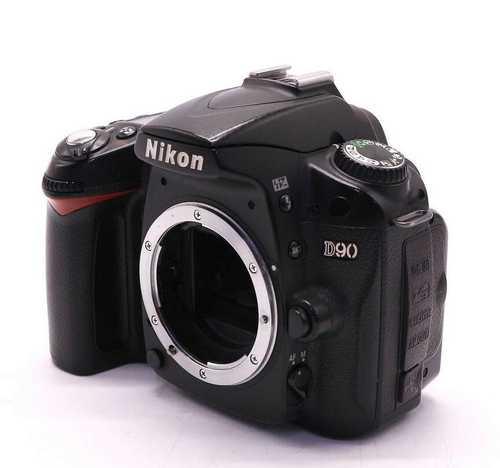 Nikon D90 body (пробег 922405 кадров)