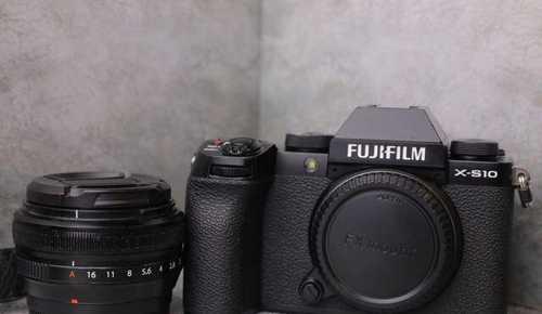 FujiFilm X-S10 + Fujifilm XF 18mm f/2 R X-Mount