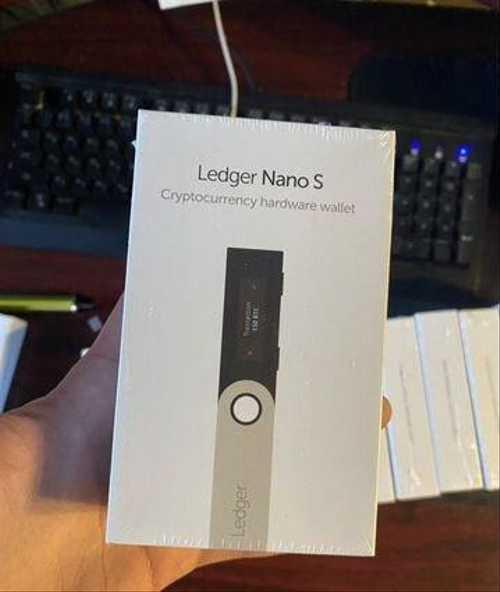 Криптокошелек Ladger Nano S Оригинал