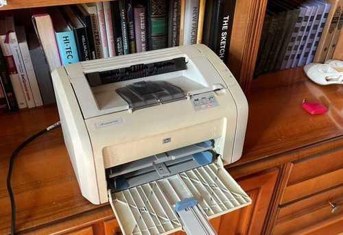 Принтер лазернный HP