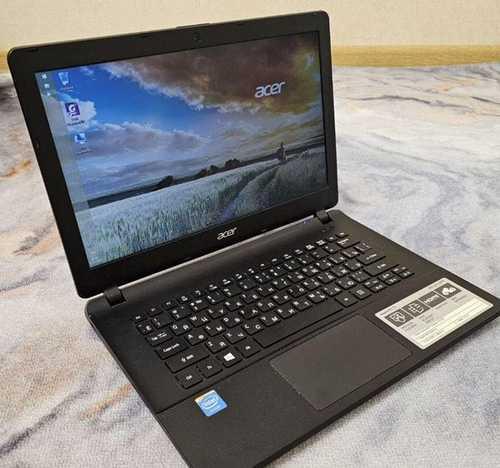 Ноутбук Acer Aspire ES1-331