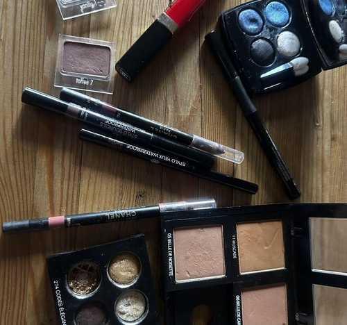 Набор косметики chanel, lancome, sisley