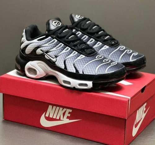 Кроссовки Nike air max tn plus