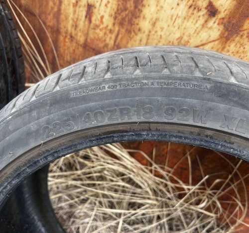 Vittos VSC16 225/40 R18 92W