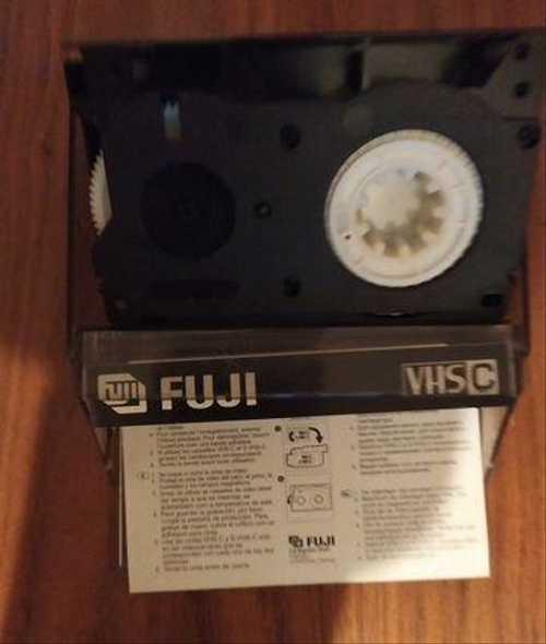 Видеокассета Fuji VHS-C для видеокамеры